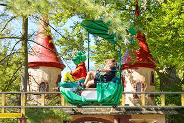 Alle attracties en achtbanen - Attractiepark Duinrell