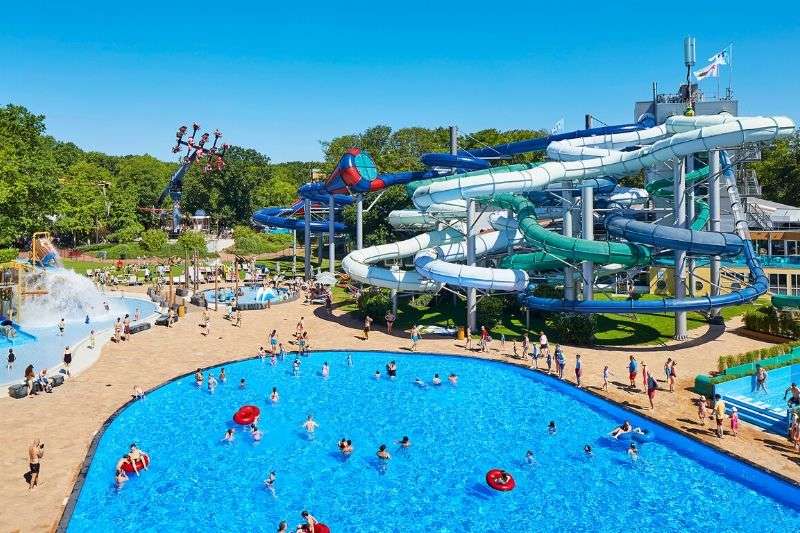 Tikibad - Waterpark en glijbanenparadijs op Duinrell